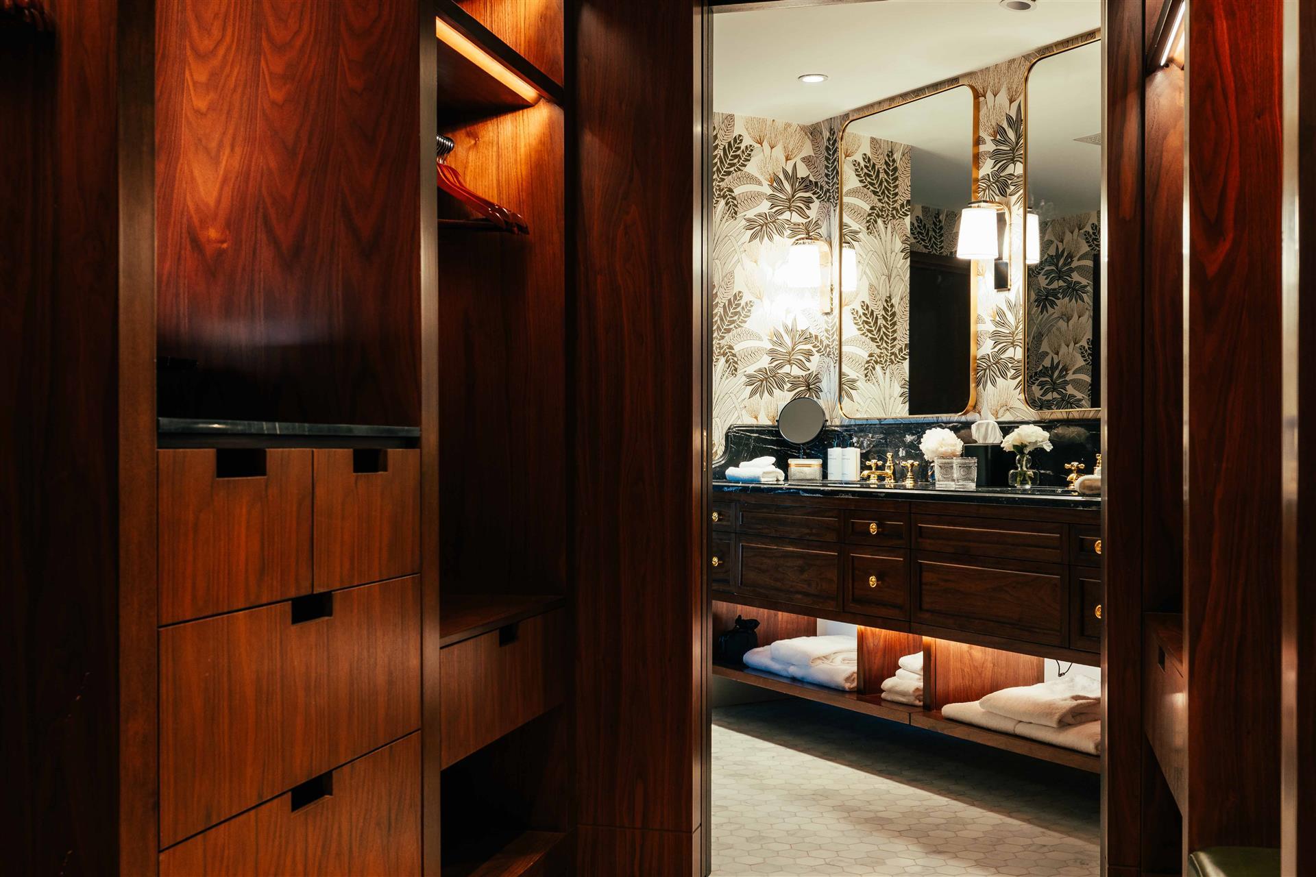 Gallery | The Global Ambassador | Phoenix, AZ